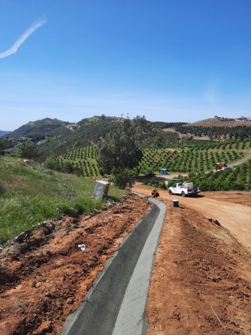 V-Ditch - SHOTCRETE LINING SYSTEMS, INC.